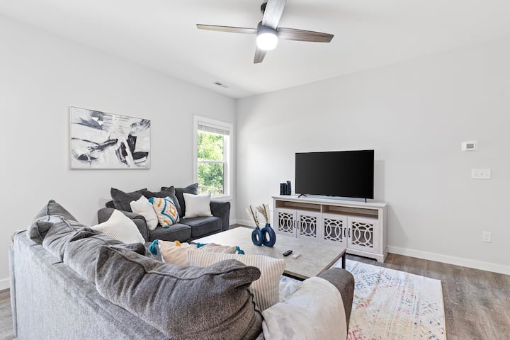 Brand New & Chic Ranch Home! - Gastonia, NC