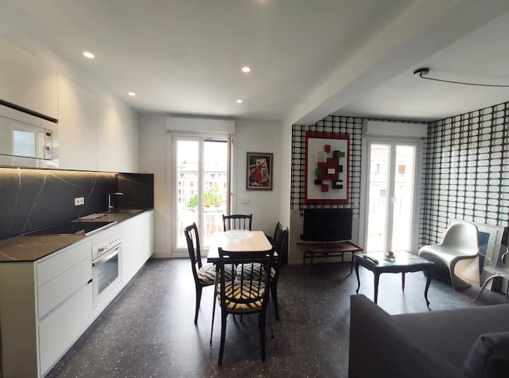 Design Top Floor Appartment. - Pasajes