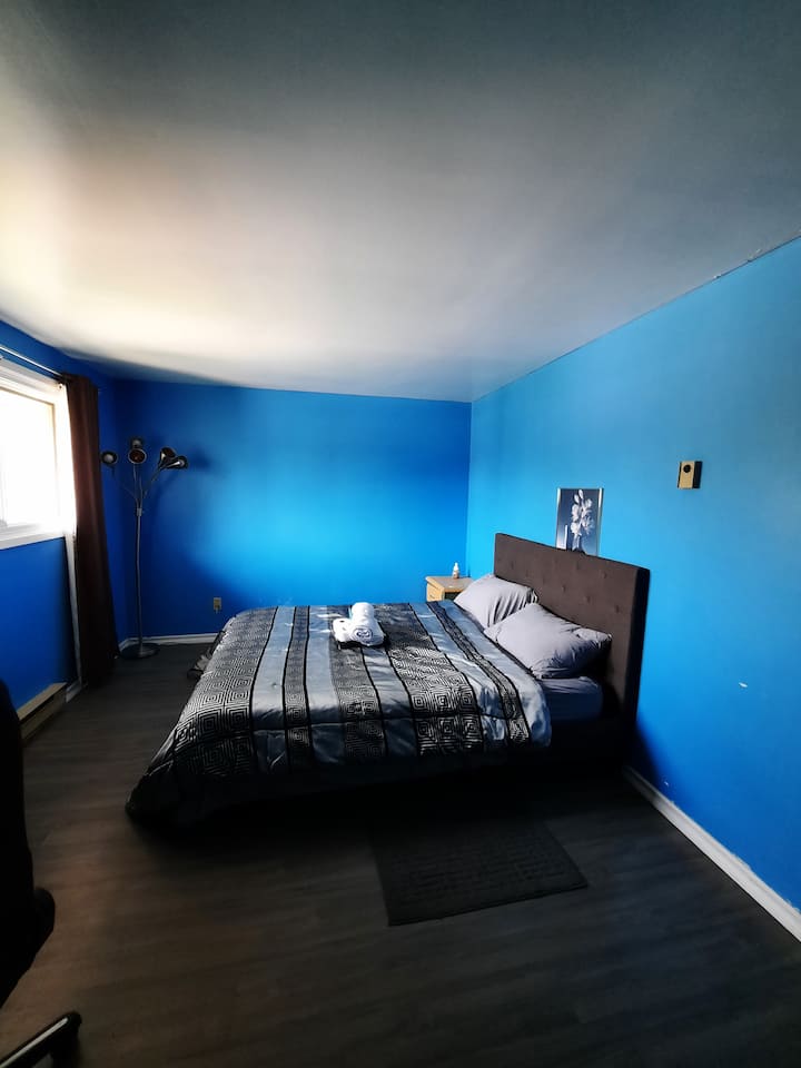Urban Coziness Private 1 Bedroom - Guelph