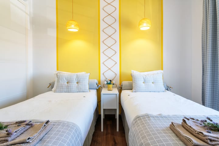 Twin Room City View With External Private Bathroom - Tavira
