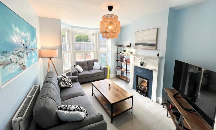 Ensign Cottage - 8 Guests, Cowes, Ferry Discounts - 와이트 섬