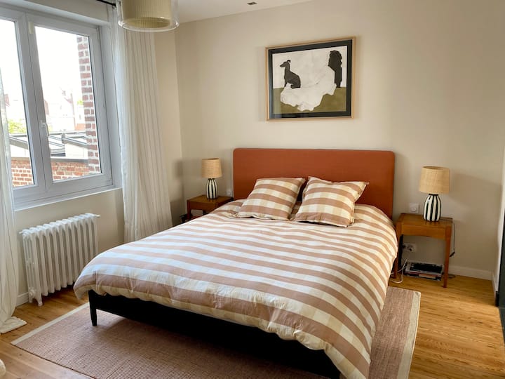 Stylish Townhouse With Terrace - Lila