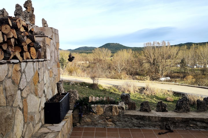 Apartamento Con Chimenea, Barbacoa Y Vistas - Tragacete