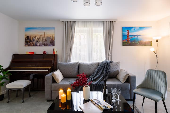 Luxury Selfcheckin 2bd | Airy Oasis | Victory Park - Yerevan