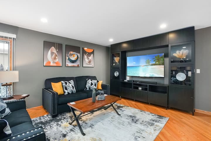 Elk Grove Village Fhs Rental - Kingsbridge Rd - Schaumburg