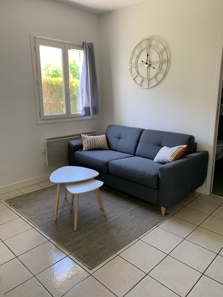 Studio Dans Maison Individuelle - Anglet