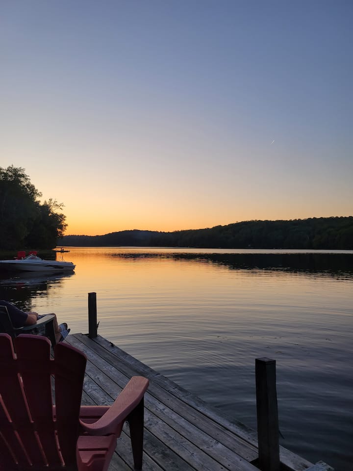 Lakefront Cabin W/ Dock + Canoe | Near Algonquin - Ontario 60
