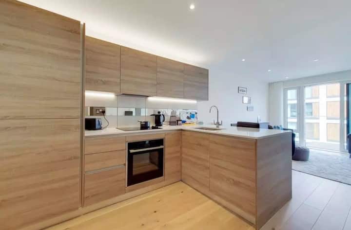 Exquisite One Bed Apartment - Woolwich