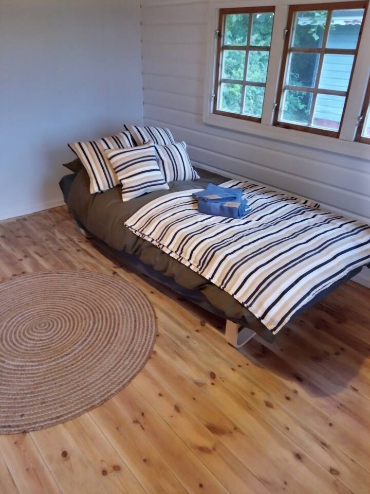 Træhytte - 3 Enkeltsenge - Rudkøbing Sogn