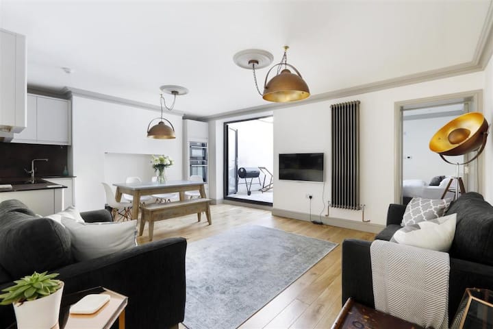 Contemporary Apartment In Brighton & Hove - Brighton