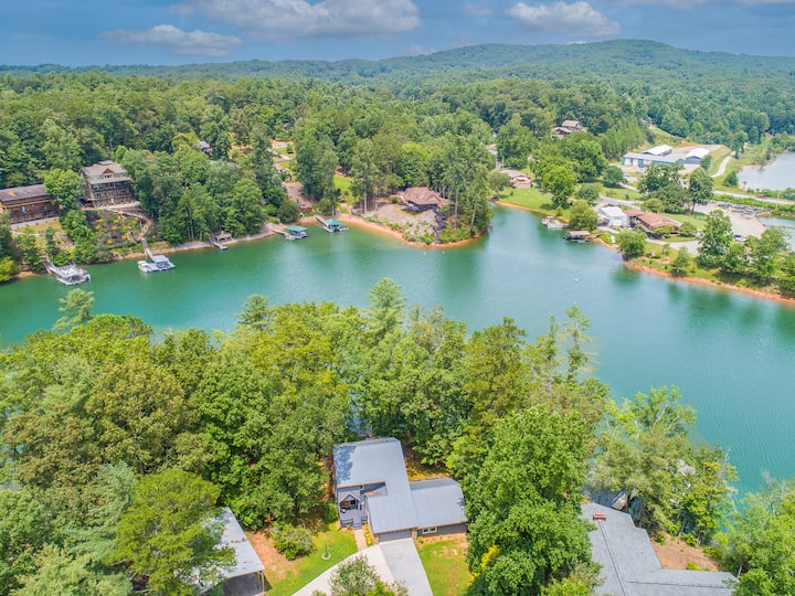 Mountain Retreat Panoramic Lake Views Private Dock - Blairsville, GA