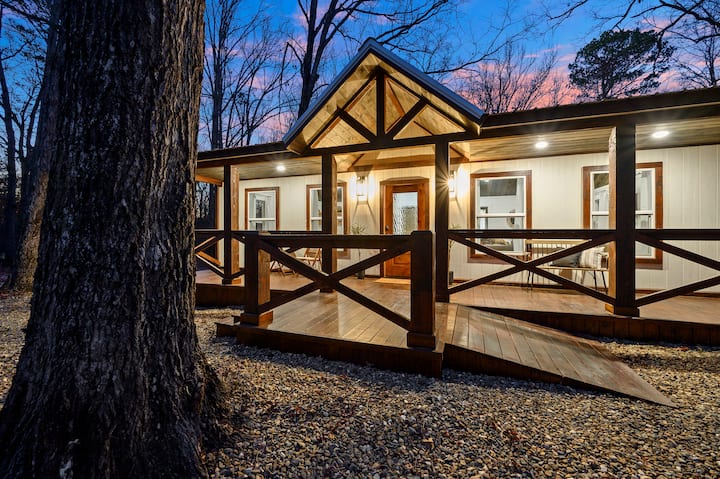 Peaceful Reset | Secluded | 1 Bedroom | Sleeps 4 - Choctaw Casino Too-Broken Bow