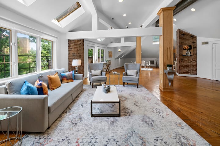 Hyde Park 2br/2ba Penthouse With Private Patio - Cincinnati