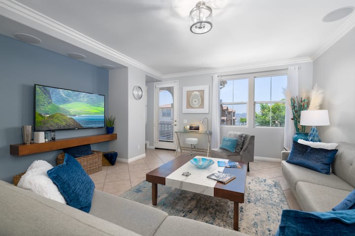 Gorgeous Townhome - Stunning Views, Pool, Hot Tub - Santee, CA