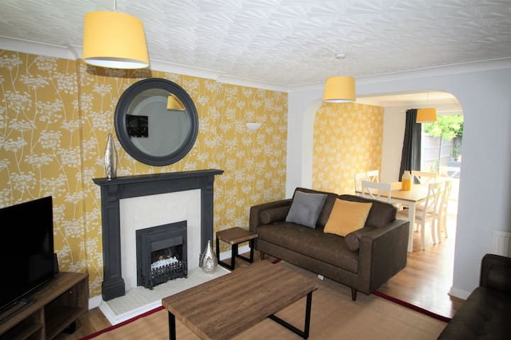 3 Bed Detached - Quiet Cul De Sac - Dog Friendly - Doncaster