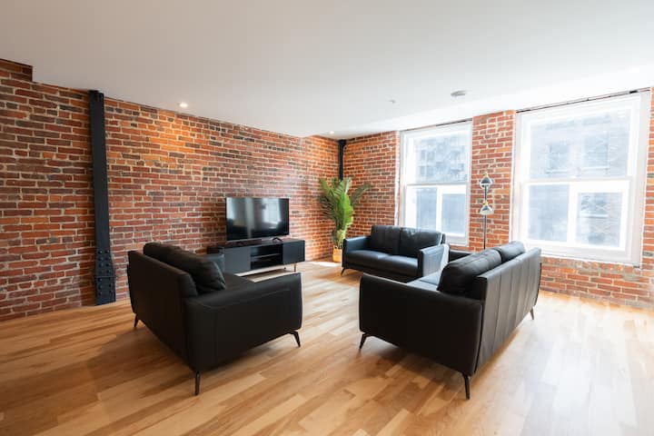 Lofts De La Barricade | Par Lofts Vieux-qc | Ba304 - Québec, QC