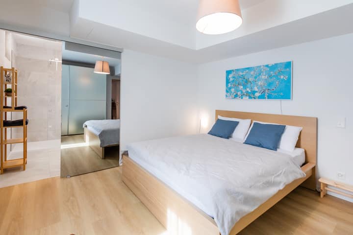 Easyflat, 2rooms-independent Entrance-free Parking - Cademario