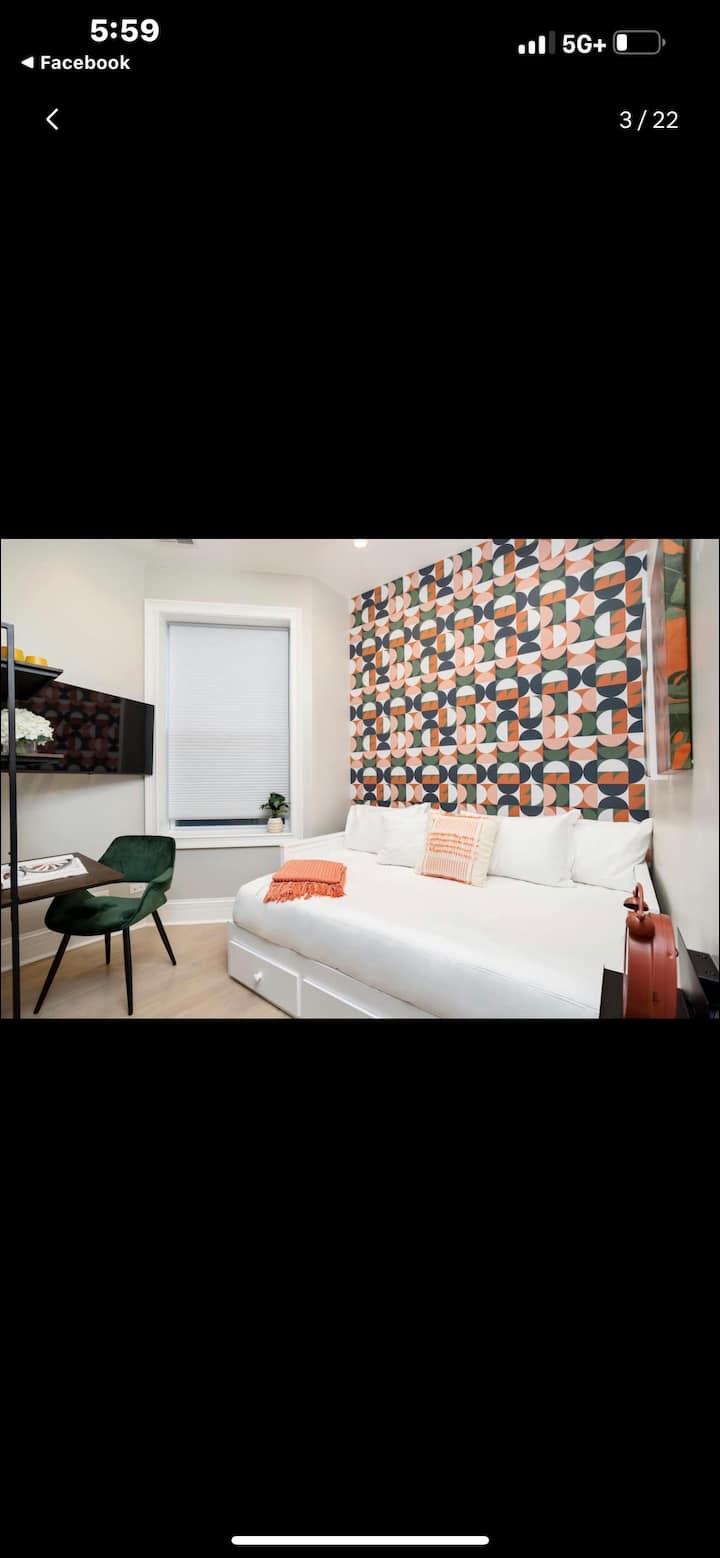 Welcome To My Luxurious House - Tinley Park, IL