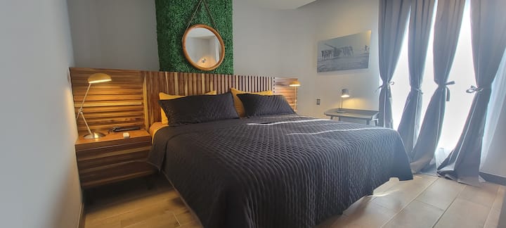 16th Floor Distrito Uno W/restaurant&bar Services - Chihuahua