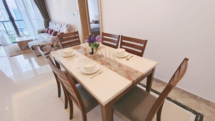 R&f Mall Cosy Master Rm- Swimming Pool/gym Access - Woodlands