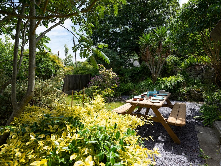 Lamorna Cottage, Stylish Retreat In St Ives - St Ives
