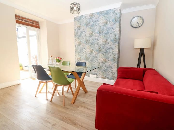'Llandudno Central' 3 Bed Holiday Flat Town Centre - Llandudno