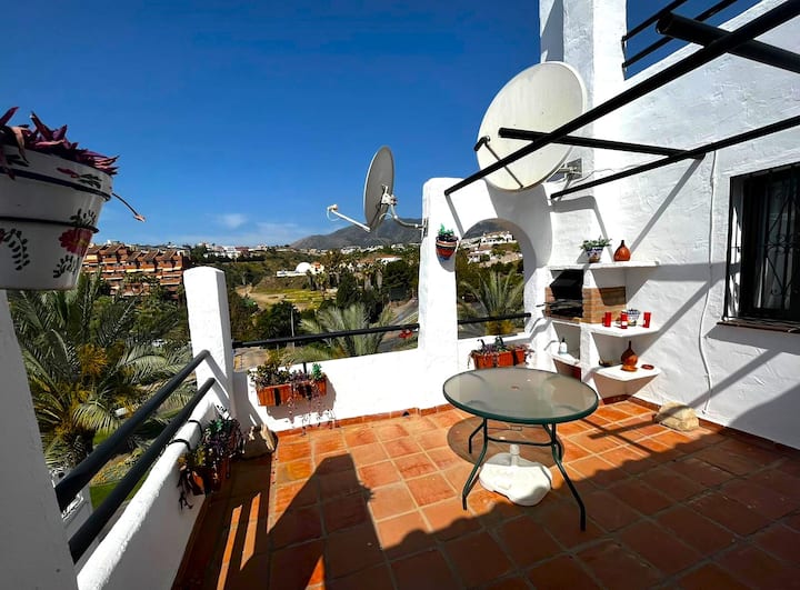 1 Lit Avec Vue Sur La Montagne - Benalmádena