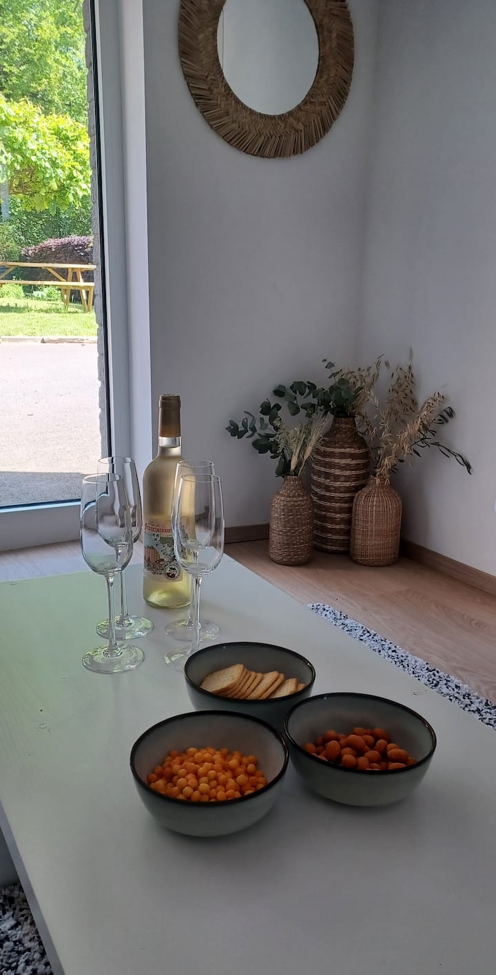 Gîte Cosy Sous Le Château - Jardin Privé - Verviers