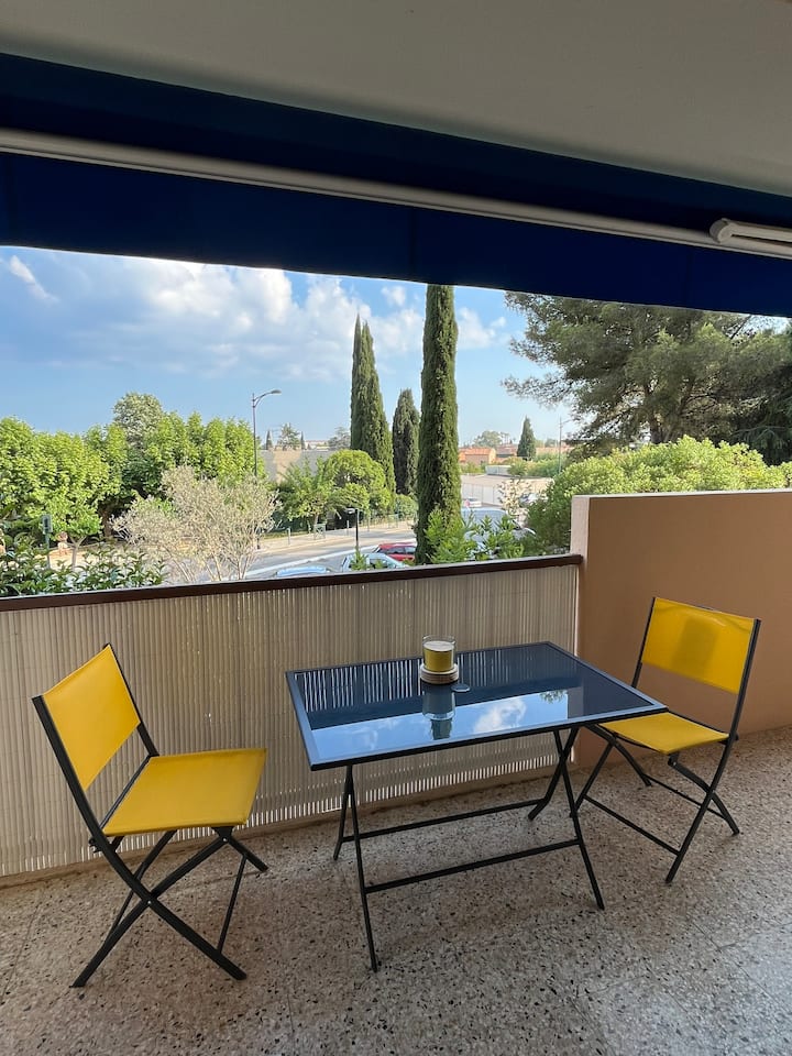 T2 Lumineux Avec Balcon & Parking Gratuit - La Londe-les-Maures