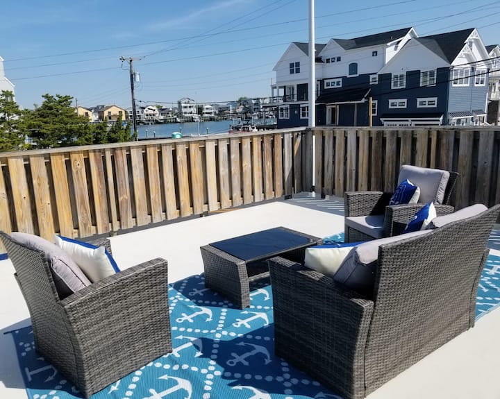 Walk To Sandy Shores And Fantastic Rooftop Patio - Brigantine, NJ