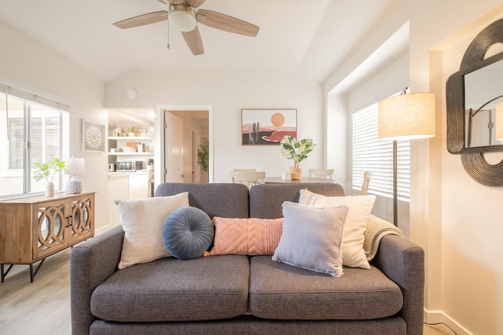 Central Charmer In Unbeatable Old Town Location! - San Diego, CA