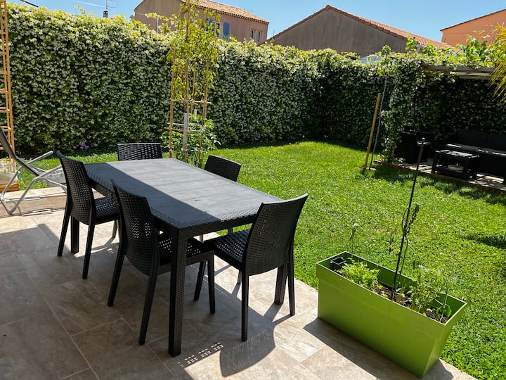 Villa Du Parc Avec Piscine Près Des Plages - Le Pradet