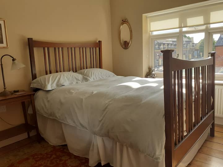 City Centre Terraced Town - Limerick