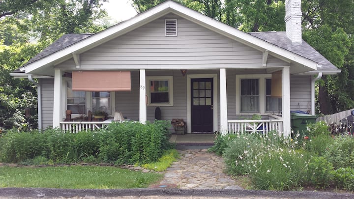 Sweet Bungalow In Popular W. Asheville - Asheville, NC