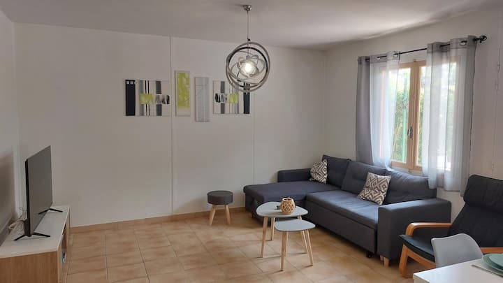 Location 3 Pièces Entre Fréjus Et Ste Maxime - Les Arcs