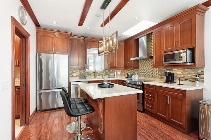 Near Dt Vancouver | King Bed | 12min To Yvr - Vancouver