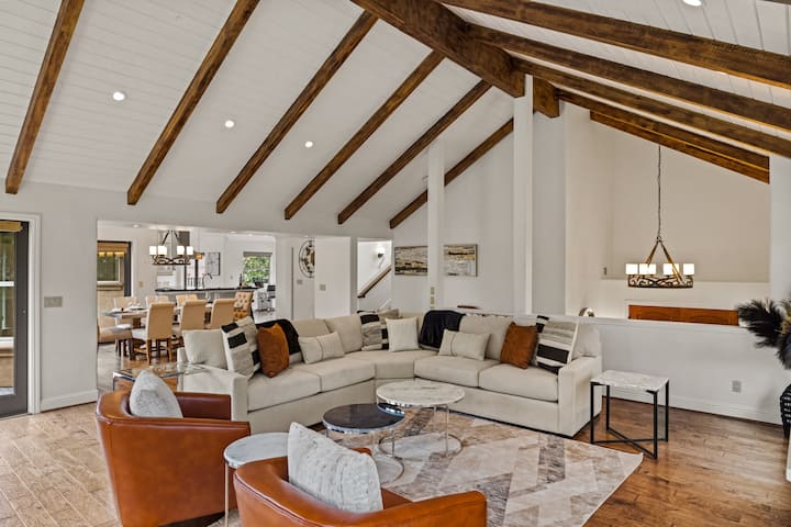 Pebble Beach's Los Altos - Monterrey, CA