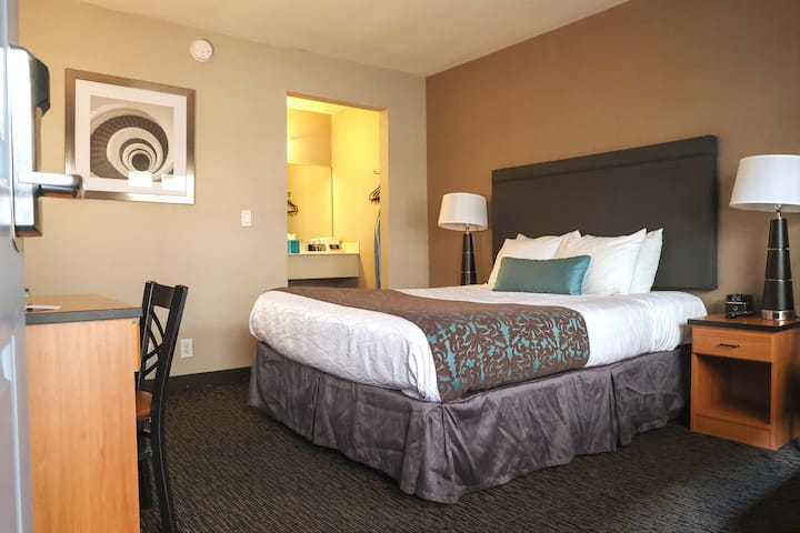 Deluxe Queenroom,motel In Heart Of Sf,free Parking - Usa