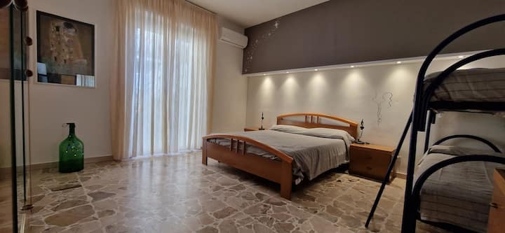 Ntonia  Holiday - Nizza di Sicilia