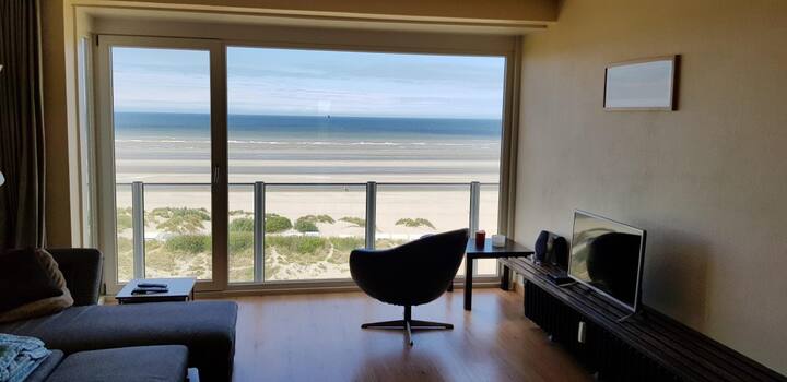 Appartement In Oostduinkere Met Frontaal Zeezicht. - Koksijde