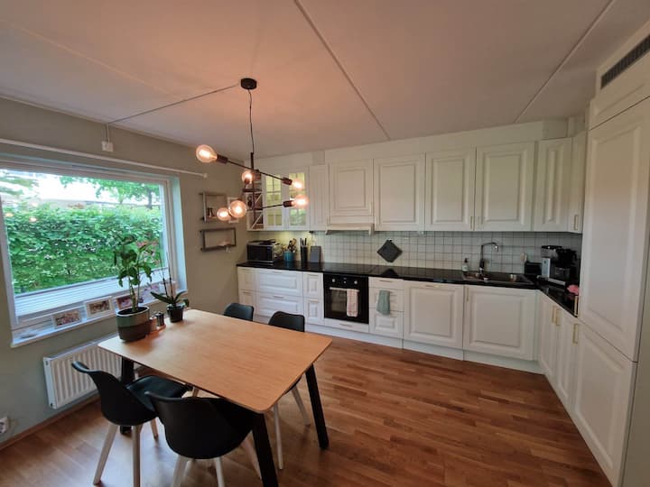 Leilighet Med Uteplass - 2 Sov - 2 Km Fra Oslo S - Oslo