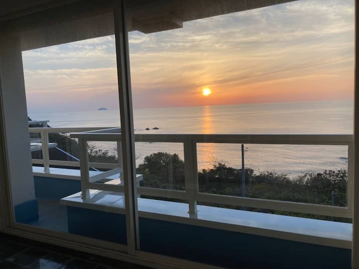 海が目の前の絶景洋館  Oceanfront Room With Breathtaking View - Hamada