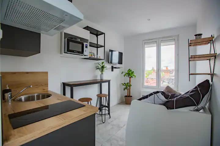 Studio Cosy, Calme Avec Cour Extérieure Etg 2 - Saran