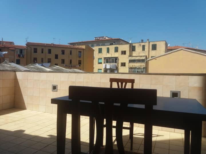 Appartamento In Centro - Livorno