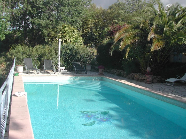 Le Studio Bleu - Salernes