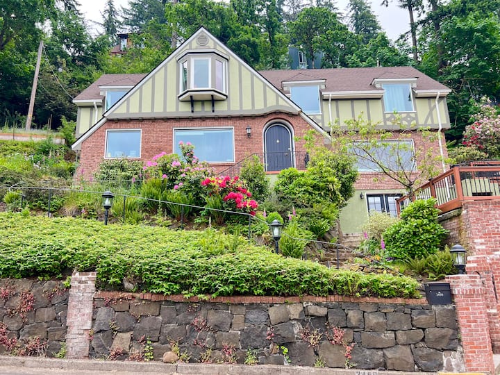The Tree Of Life Cottage With Rhododendron Garden - Eugene, OR