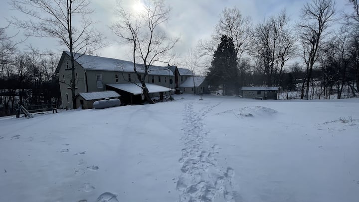 Nellie's Writer's Nook - At Sulphur Lick Hotel - 法蘭克福