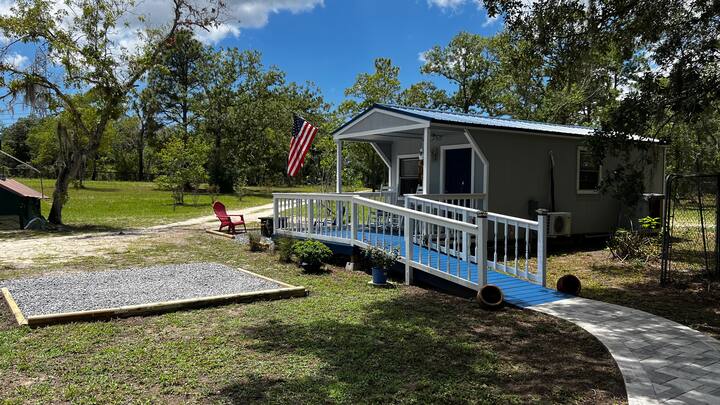Tiny Home On 5 Acres In Country - Bonnie Lake, Brooksville