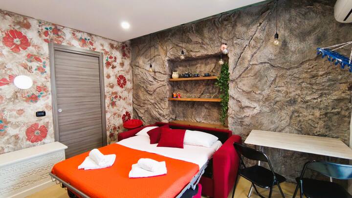 Fiore Rosso "The Artist's House": Monolocale Per 2 - Cefalù