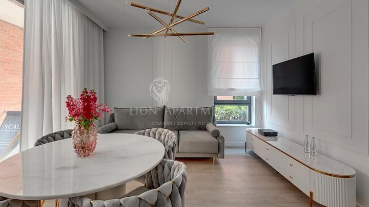 Lion Apartments -Cubeapart 8 Pax - Gdańsk